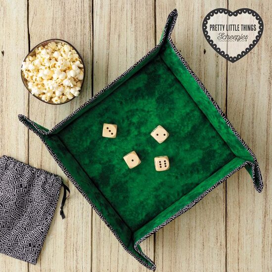 Reversible Quilted Game Board | Scheepjes