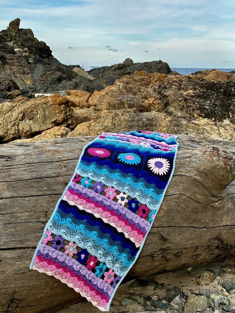 Enchanted Coast Wrap | Scheepjes