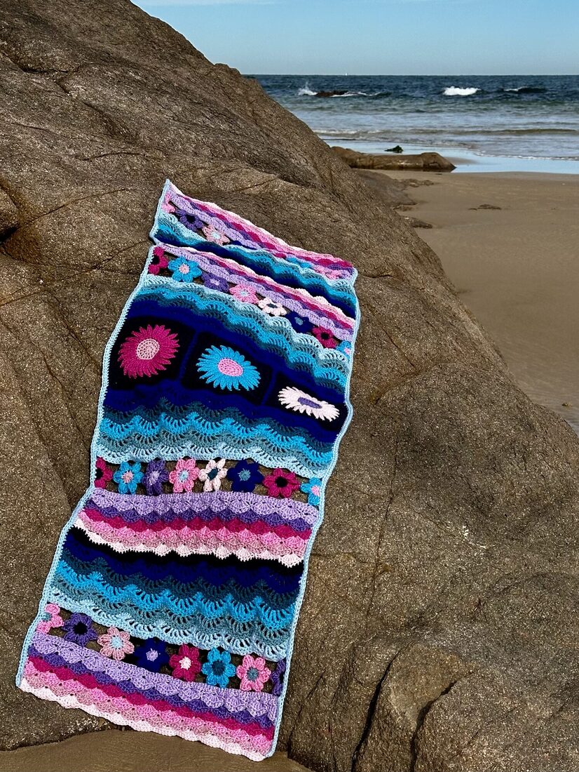 Enchanted Coast Wrap | Scheepjes